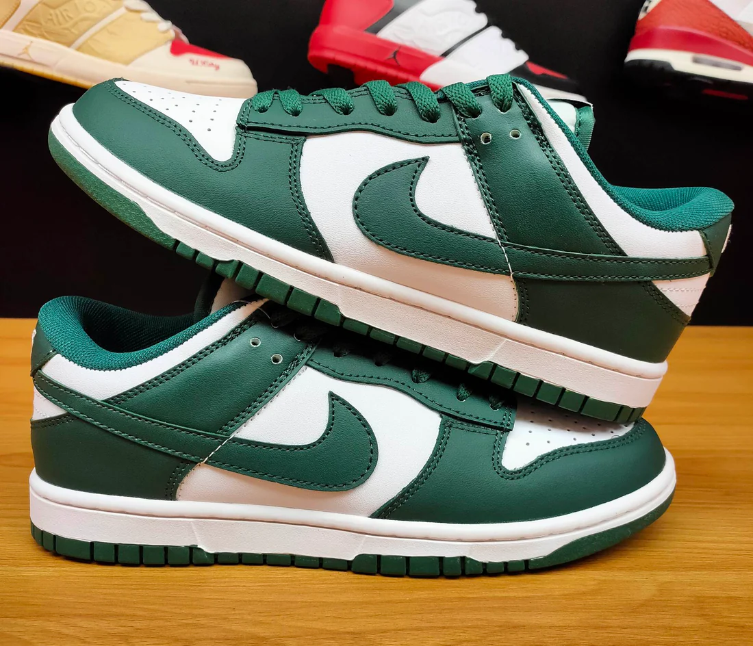 Varsity Green SB Dunk Sneakers For Men. | Daraz.com.np