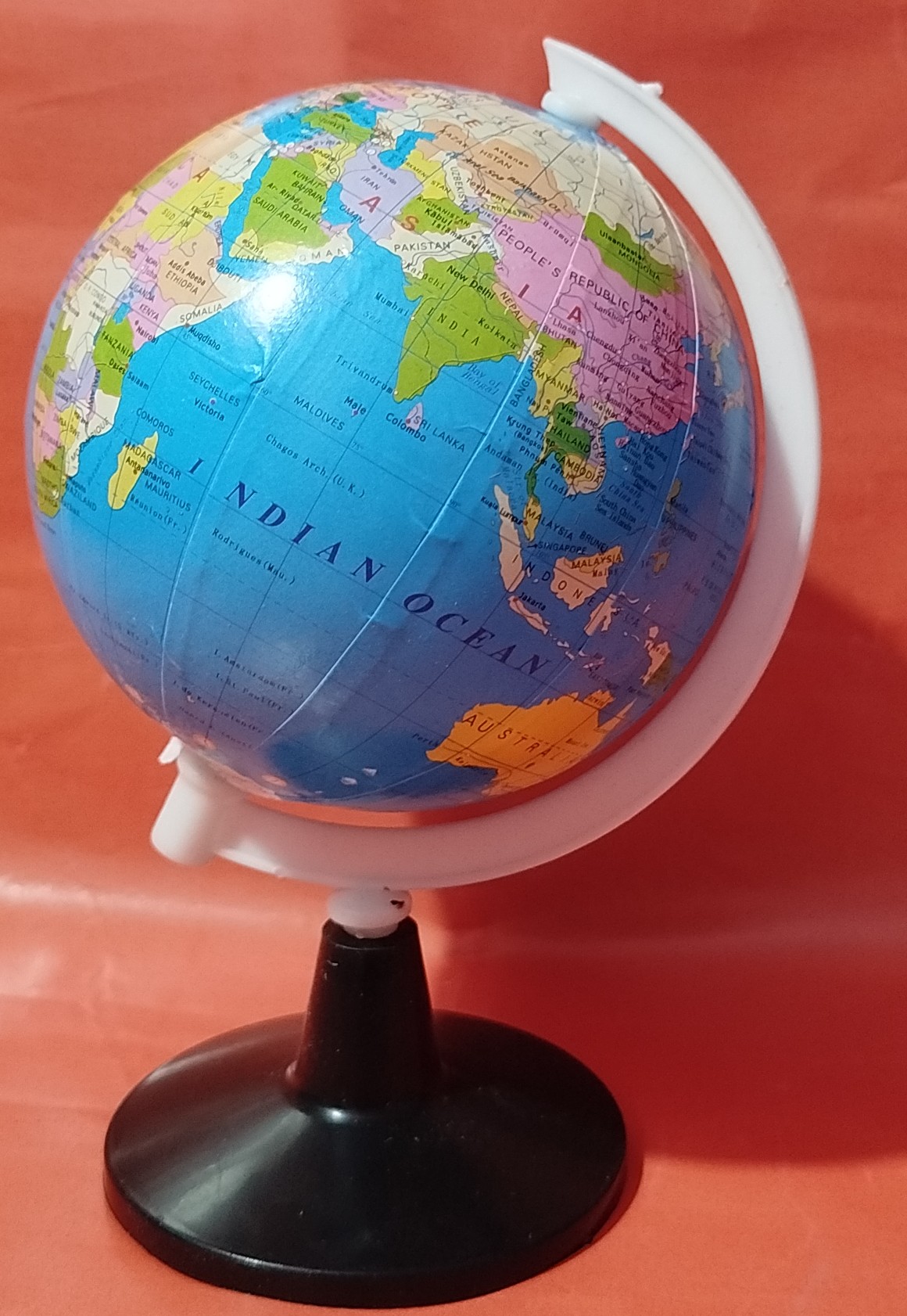 Globe 8.5cm Small Size | Daraz.com.np