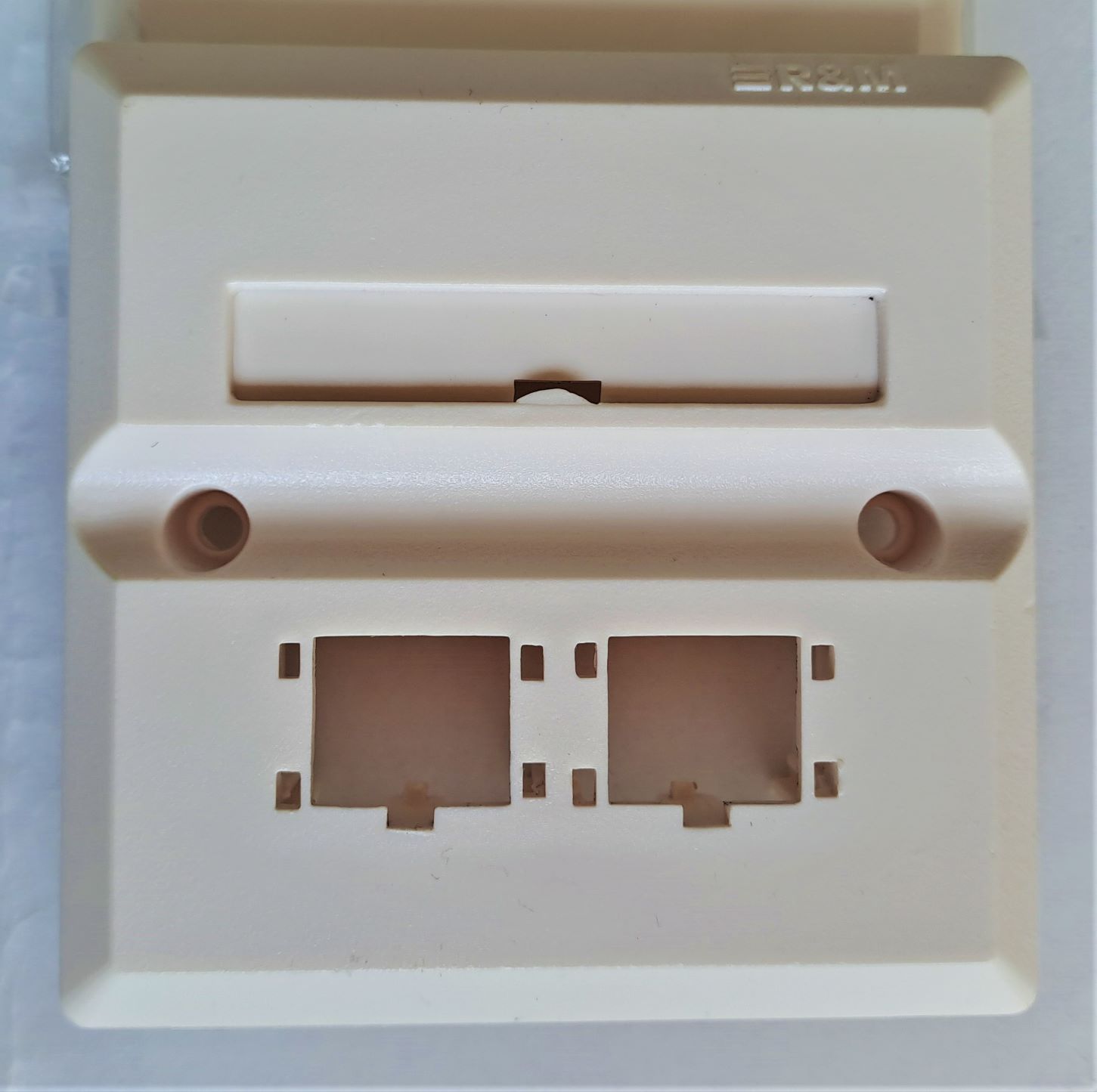 R&M Faceplate 86x86mm, 2x1 Ports for Cat 6 RJ45 | Daraz.com.np