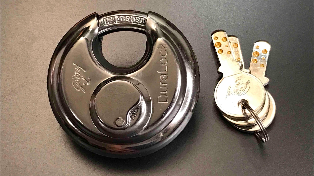 Godrej Duralock Ultra XL+Disc Padlock 90mm With 3 Keys | Daraz.com.np